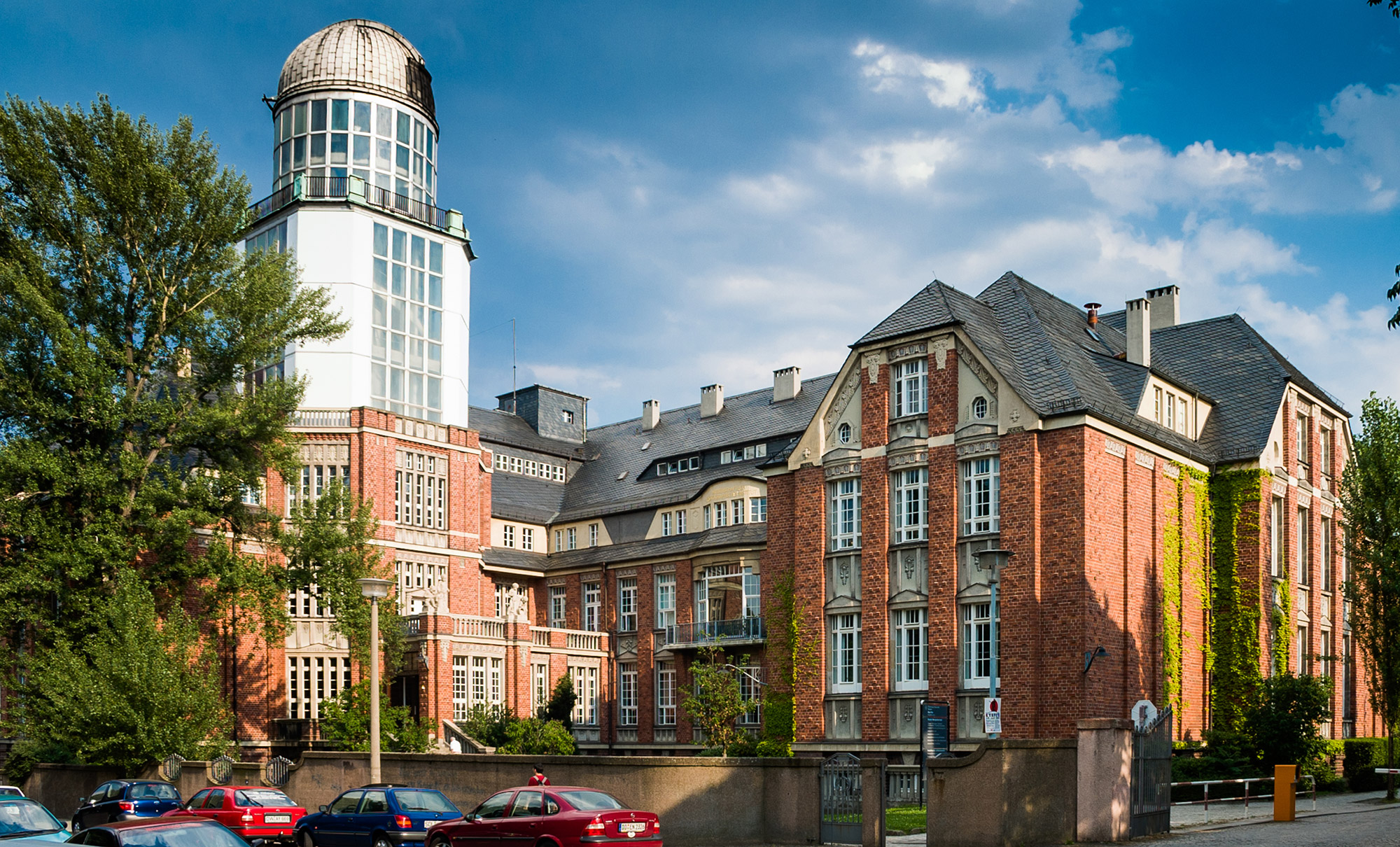 Dresden Teknik Üniversitesi